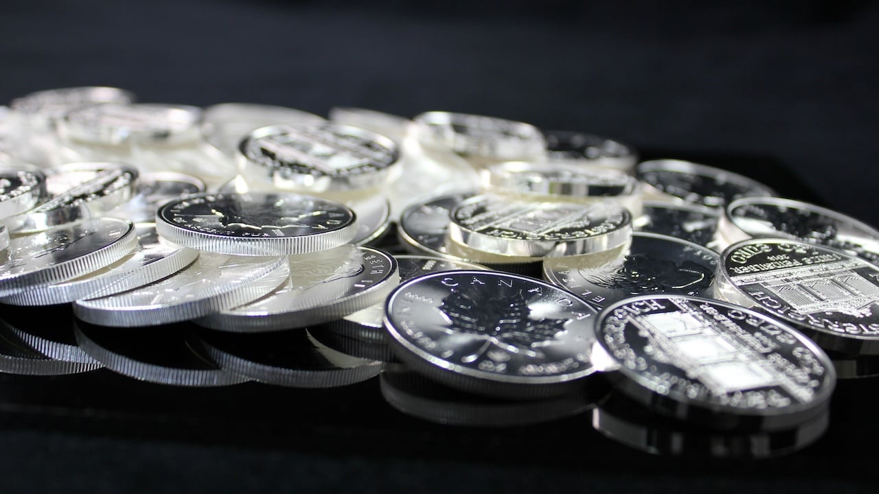 Rich Dad Kiyosaki Says Trade "Fake Money" for Silver | SilverSeek